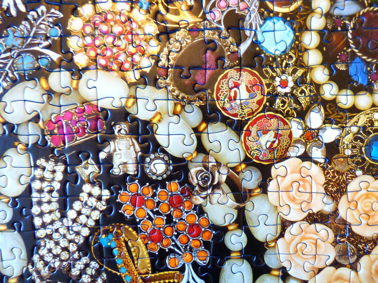 Chez Maximka: Glittering Gemstones 1000pc jigsaw puzzle from Ravensburger