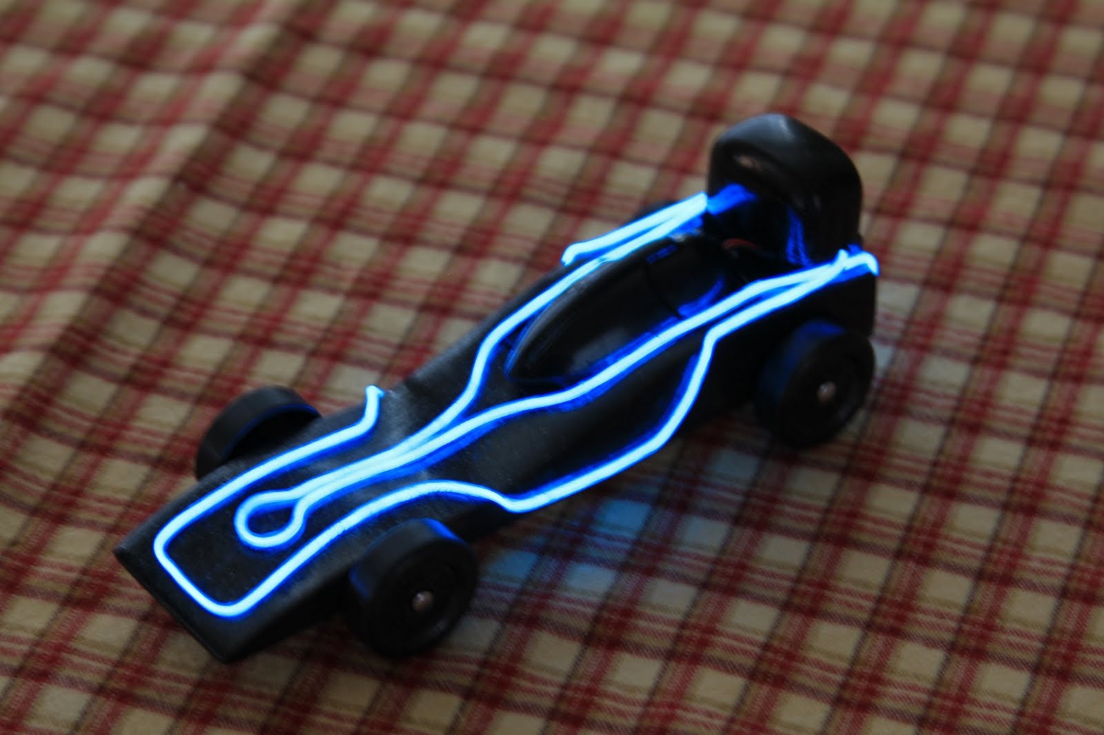 TRON Pinewood Derby Car: TRON Pinewood Derby Car