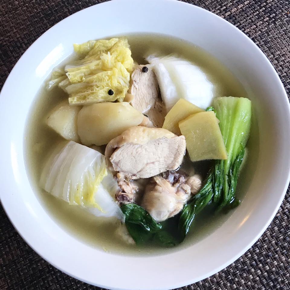 Chicken Tinola (Tinolang Manok)