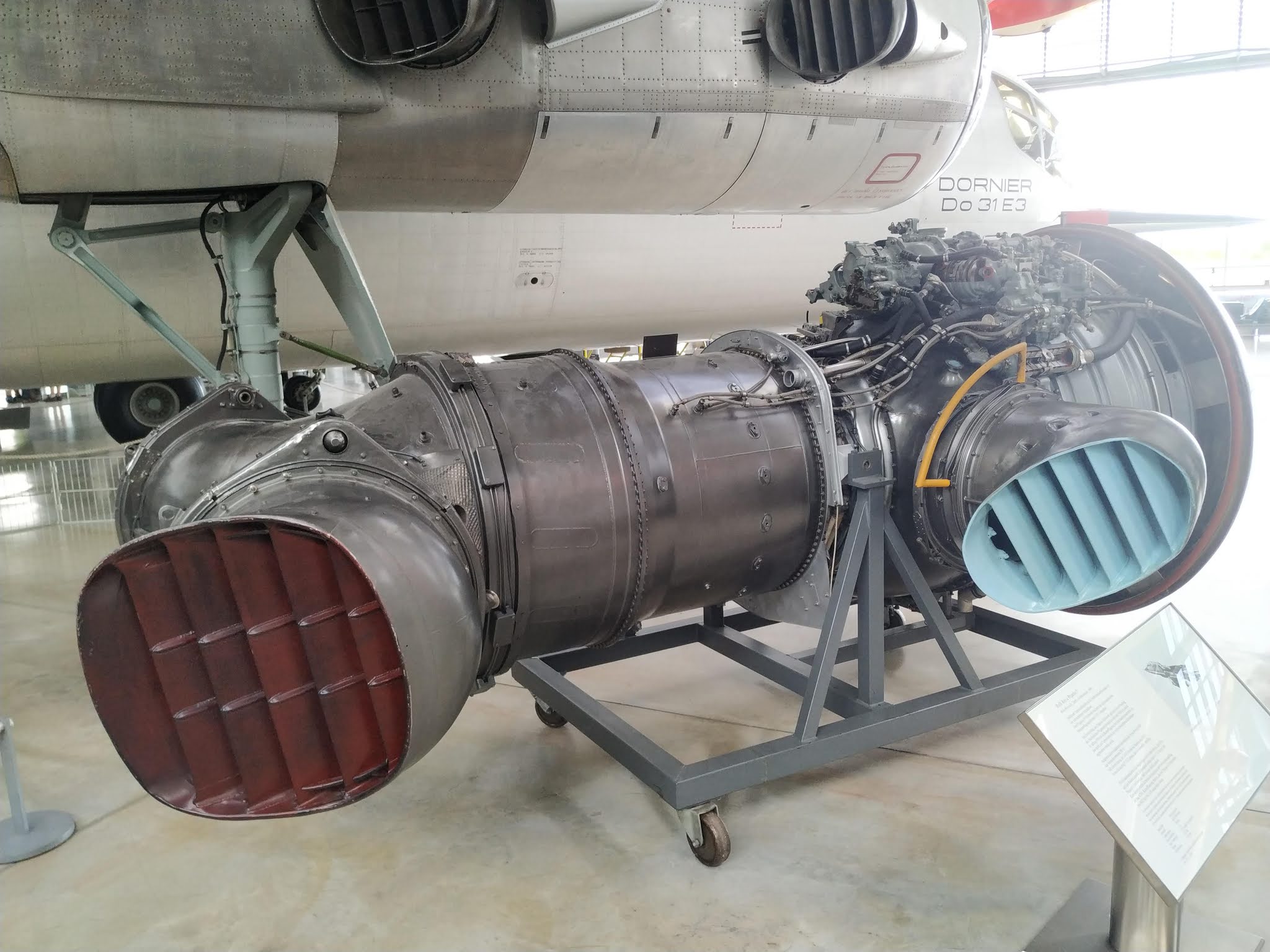 SI VIS PACEM, PARA BELLUM: Il Rolls-Royce Pegasus