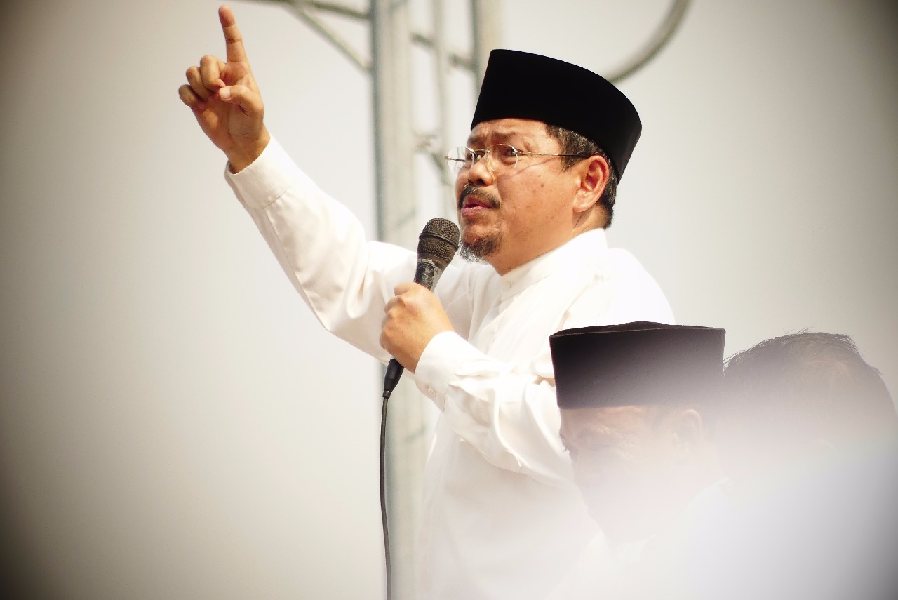 Ust Ismail Yusanto Disambut Terikan Khilafah Oleh Peserta Aksi Bela ...