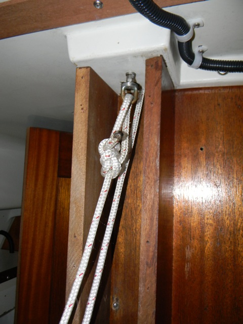 Ericson 25, Oystercatcher: Rigging, Standing, Mast Compression Post, Repair