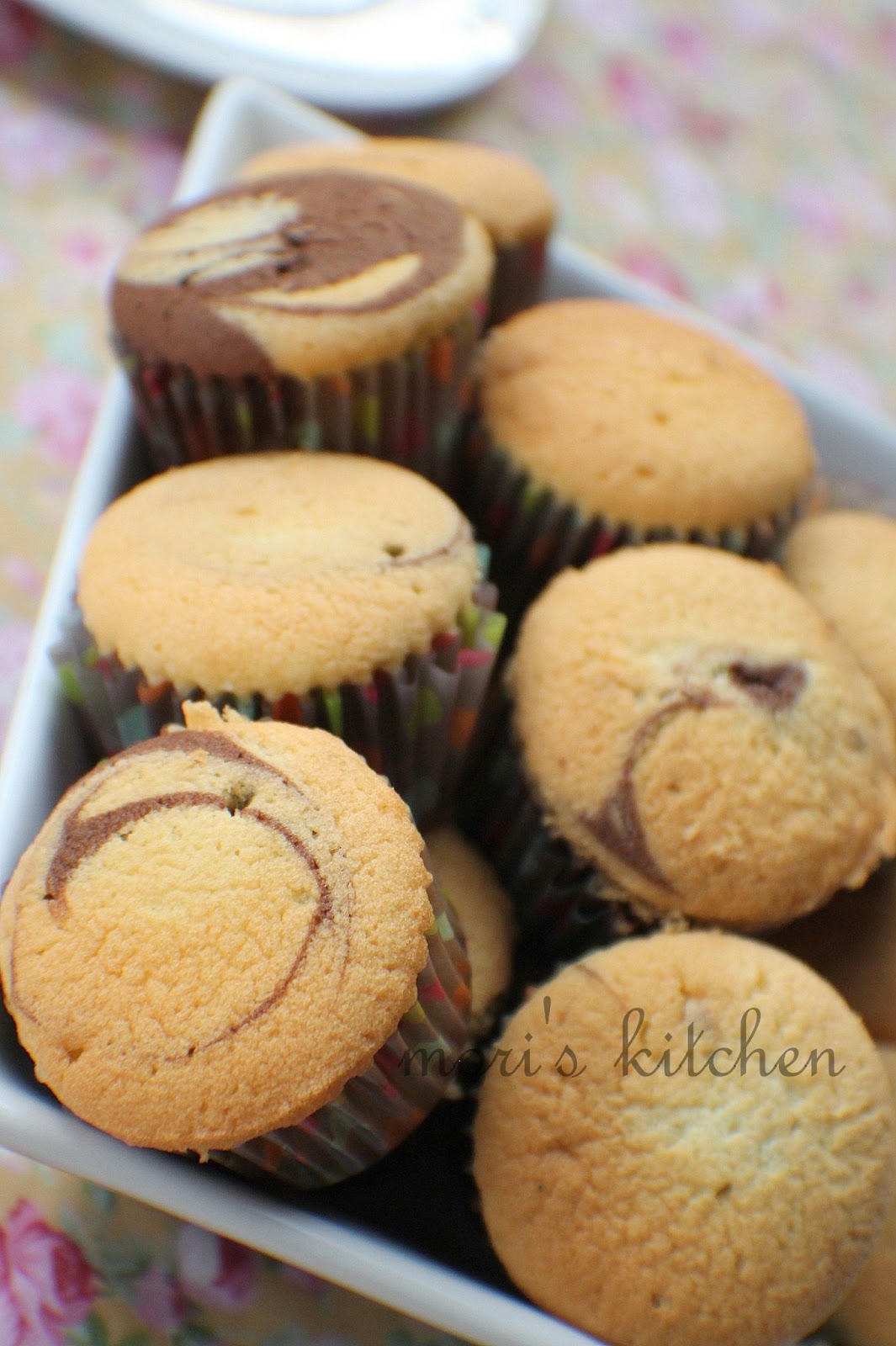 Mori's Kitchen: Kek Cawan Vanila Marble Coklat