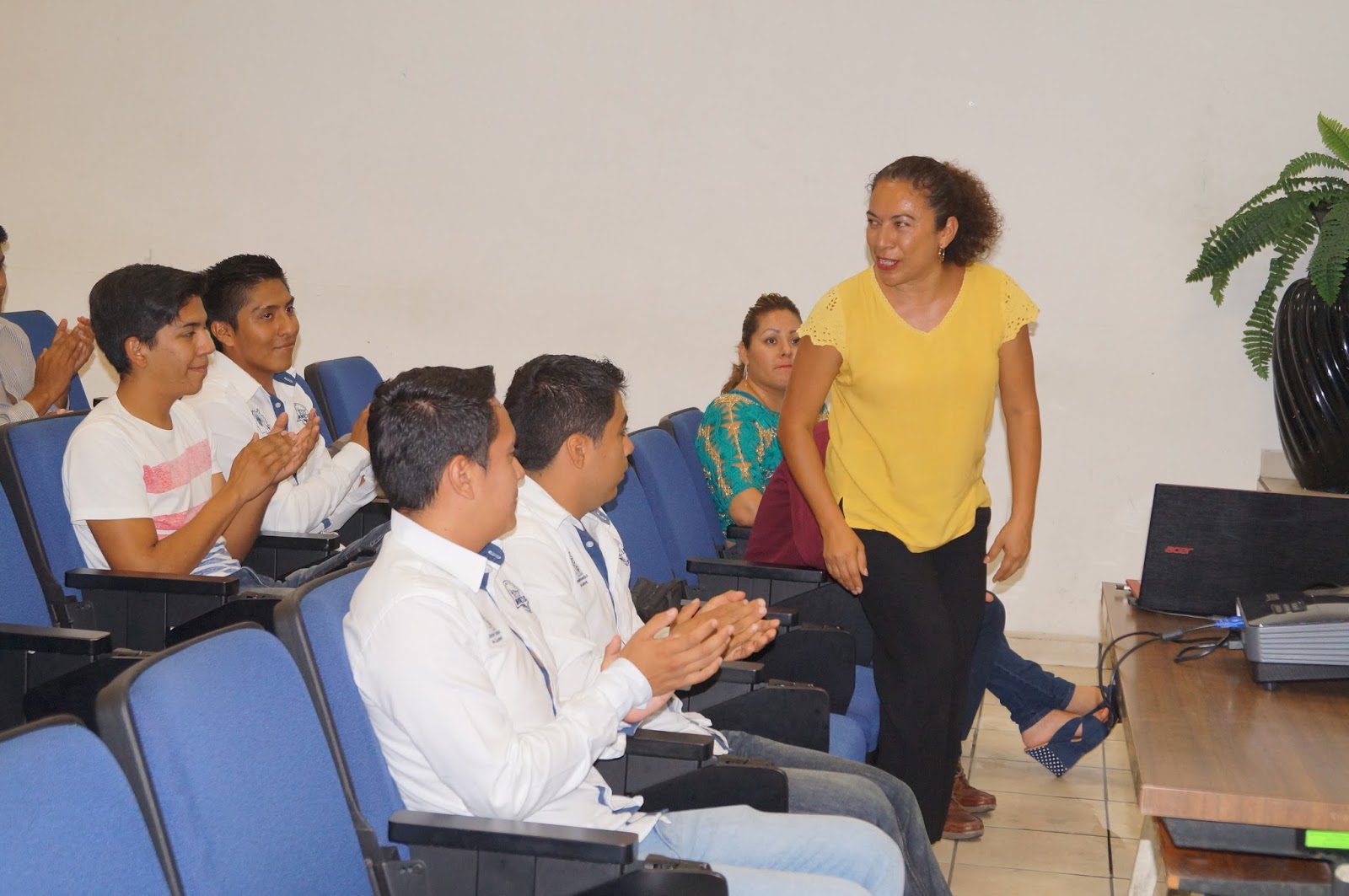 IT DE ZACATEPEC: RECONOCIMIENTOS A ALUMNOS DEL ITZ