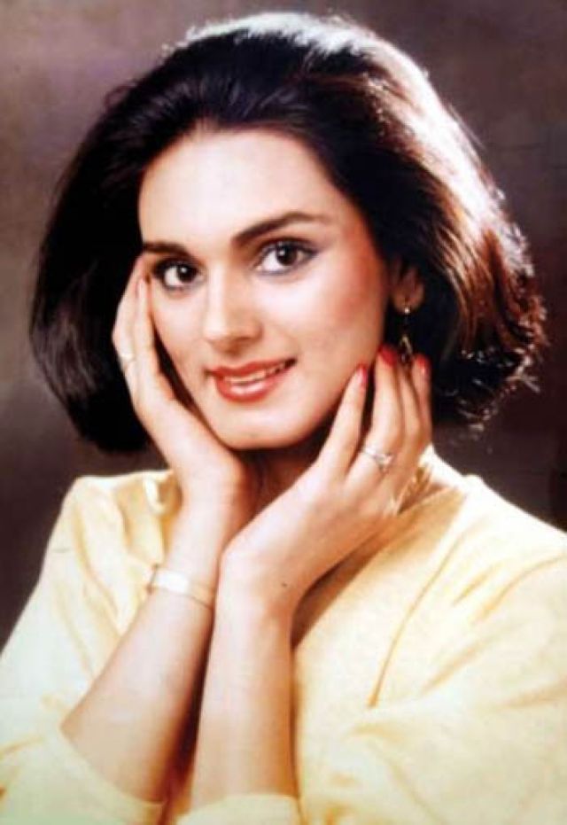 Inside a Hijack: Story of the Braveheart Flight Attendant Neerja Bhanot ...