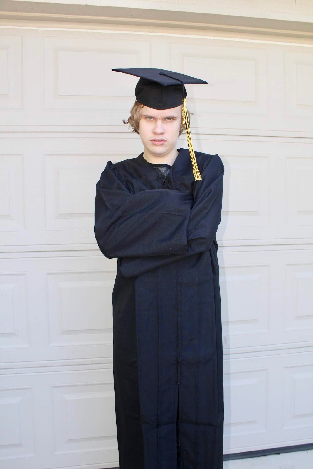 Airing My Laundry, One Post At A Time...: The Crazy Graduation Photo ...