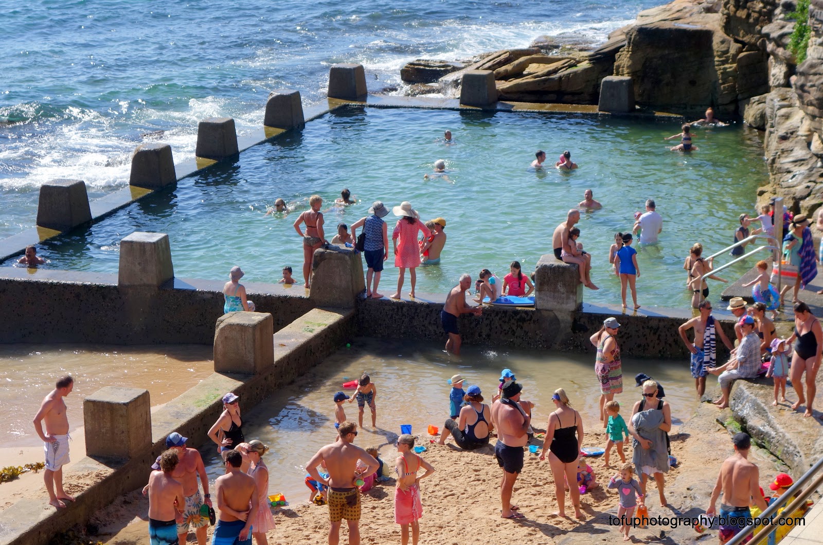 Tofu Photography: Swimming pool at Coogee Beach, Sydney