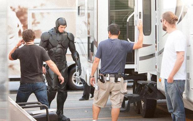 SNEAK PEEK : "RoboCop": Stunt Footage