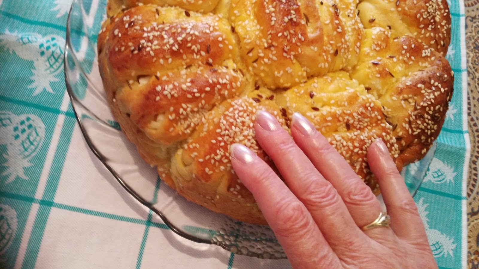 Bakina pogača -lisnata pogača sa sirom (stuffed bread ) - Bakina kuhinja