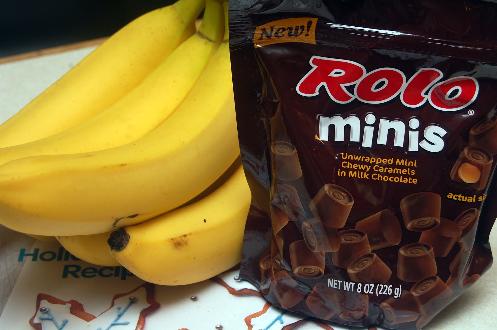 CHOCOLATE CARAMEL ROLO CREAM CHEESE BANANA BREAD - Hugs and Cookies XOXO