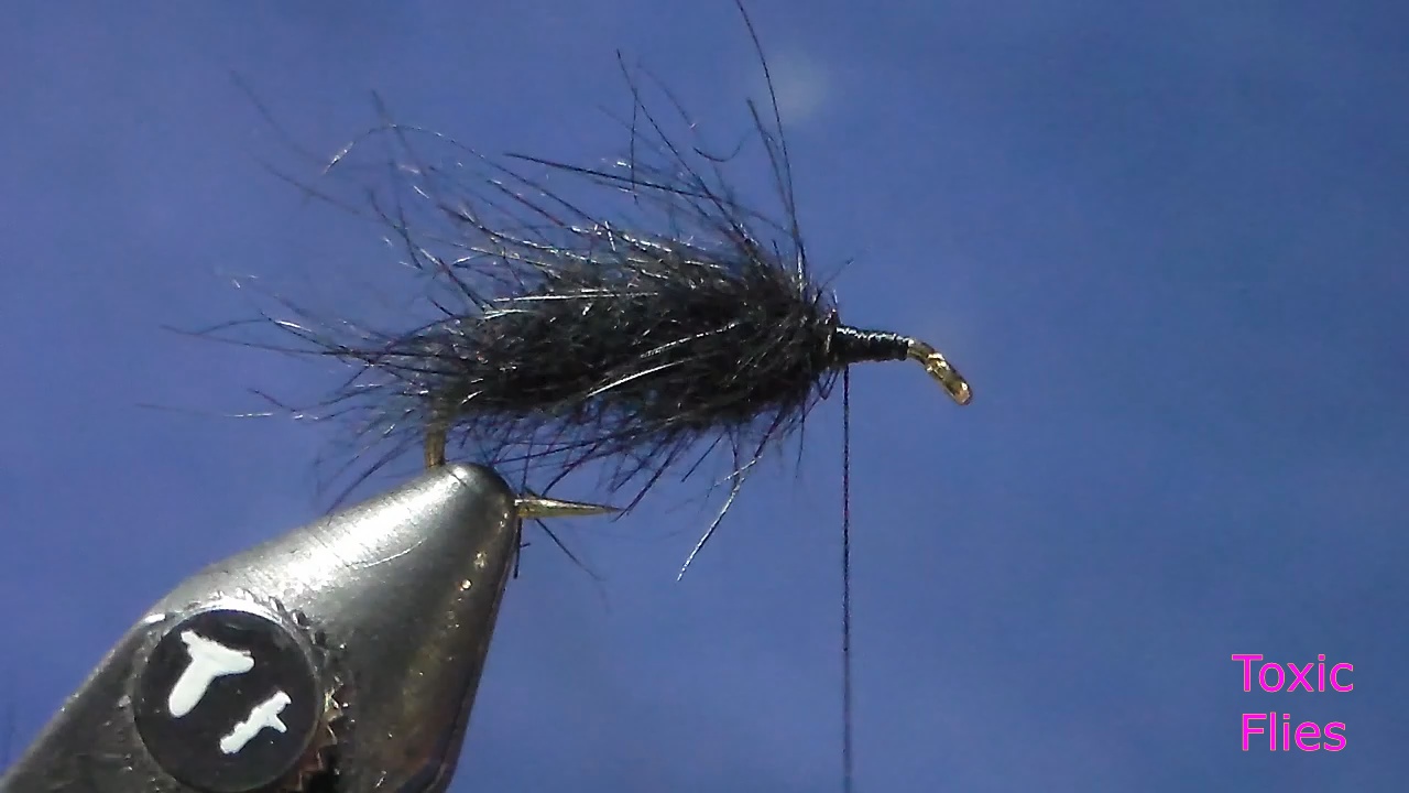 Fly Patterns: Black Mini Leech