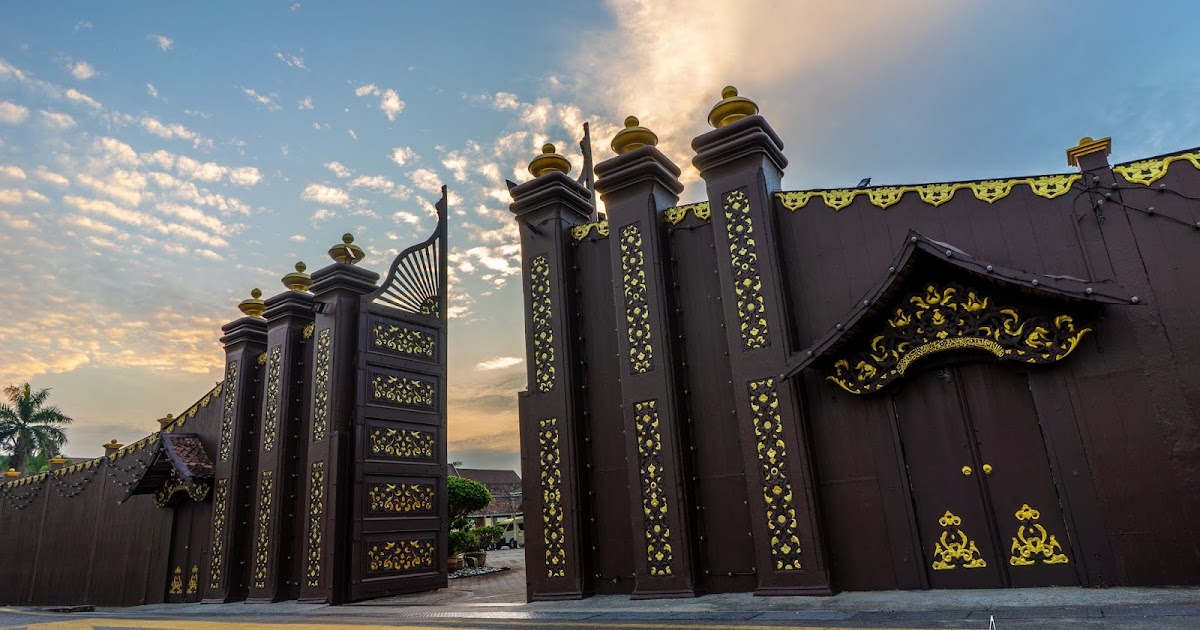 azhamshaari: ISTANA BALAI BESAR