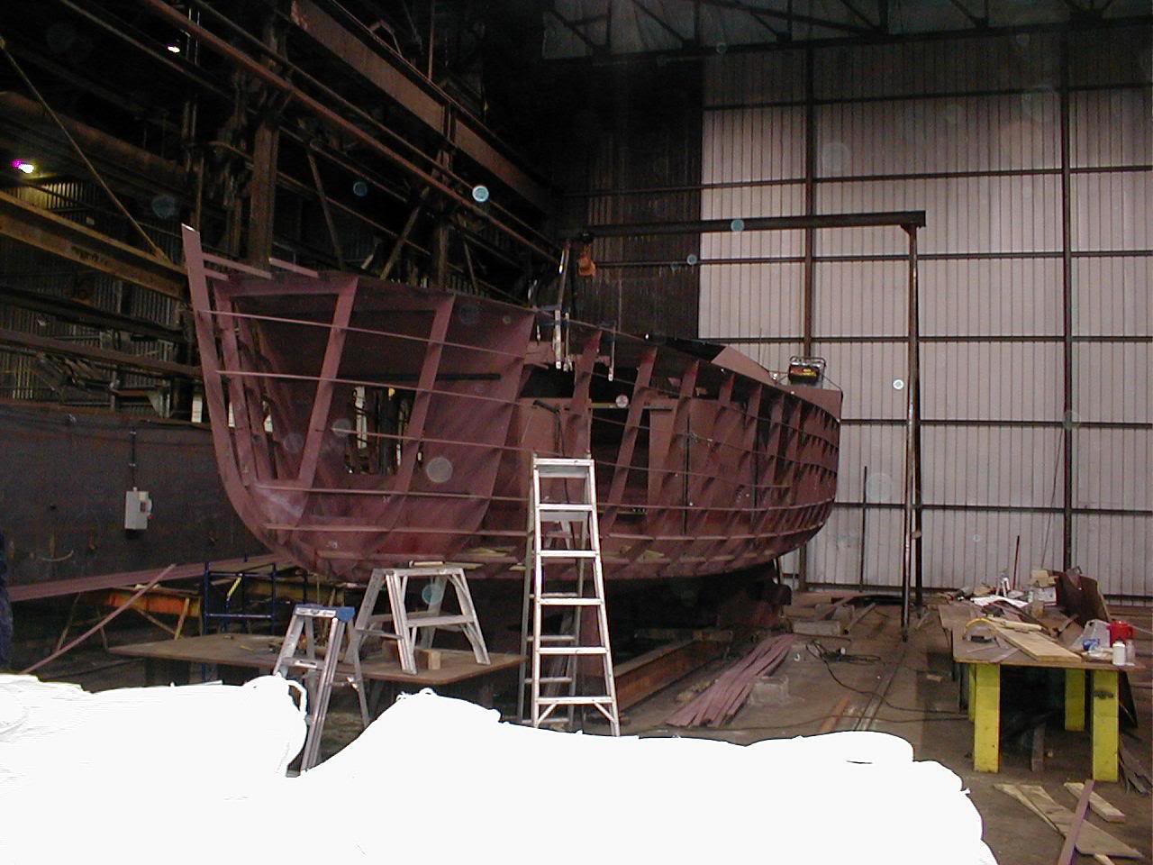 Dreamcatcher Marine V495: Plating the hull