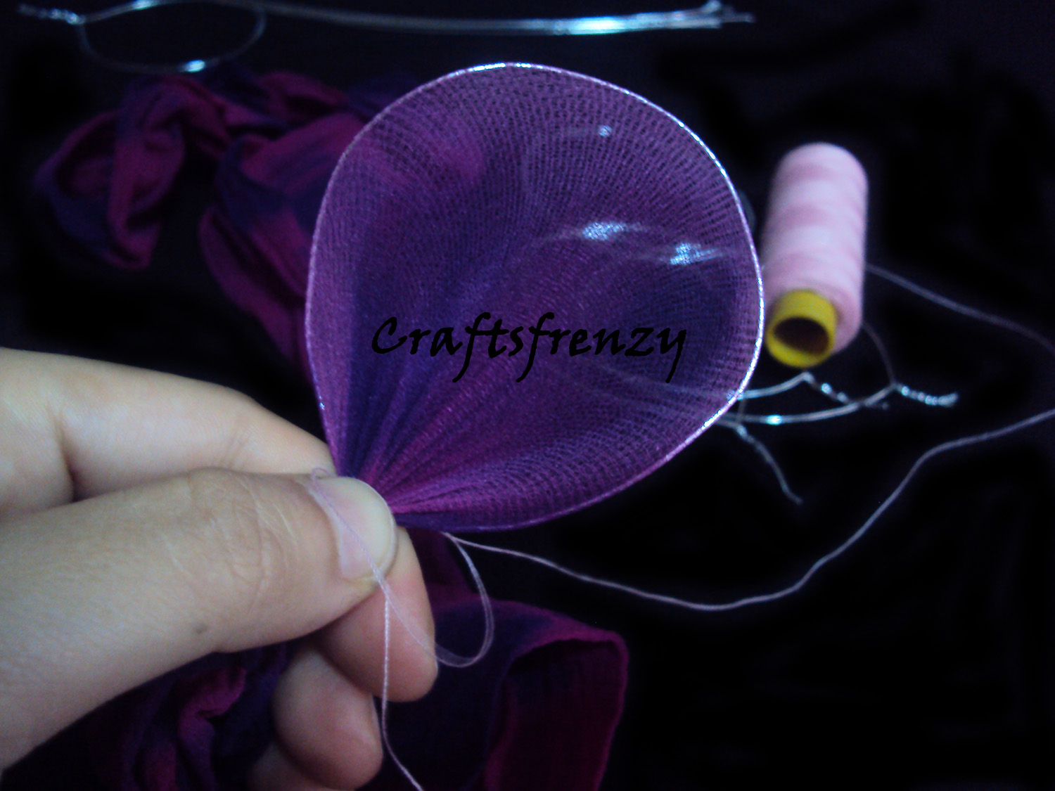 Craftsfrenzy: ~Tutorial-Making A Simple Nylon Stocking Flower, Part 1~