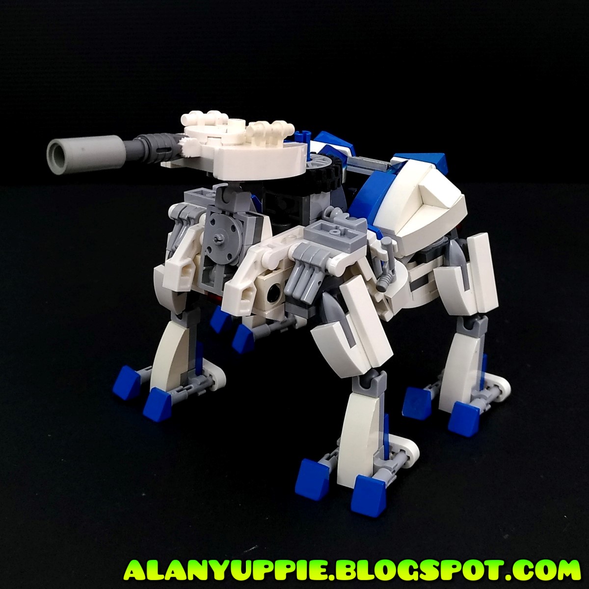 Alanyuppie's LEGO Transformers: LEGO Tankhead Mecha with a twist