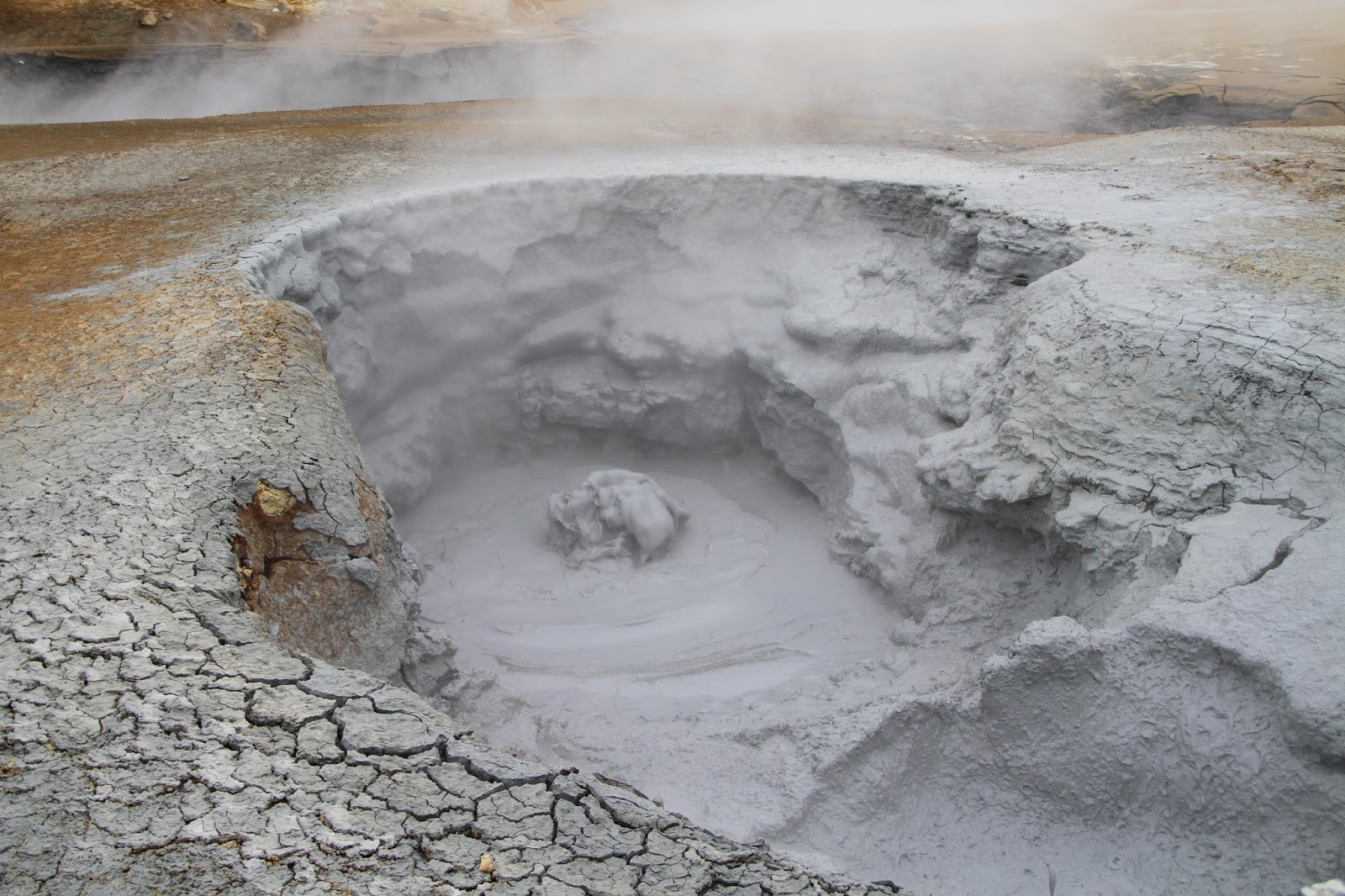 Lost in Iceland: Smrdi, smrdi, kako smrdi....