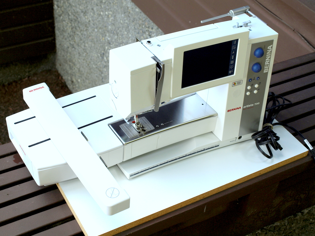 Tight Acres: Bernina Artista 730