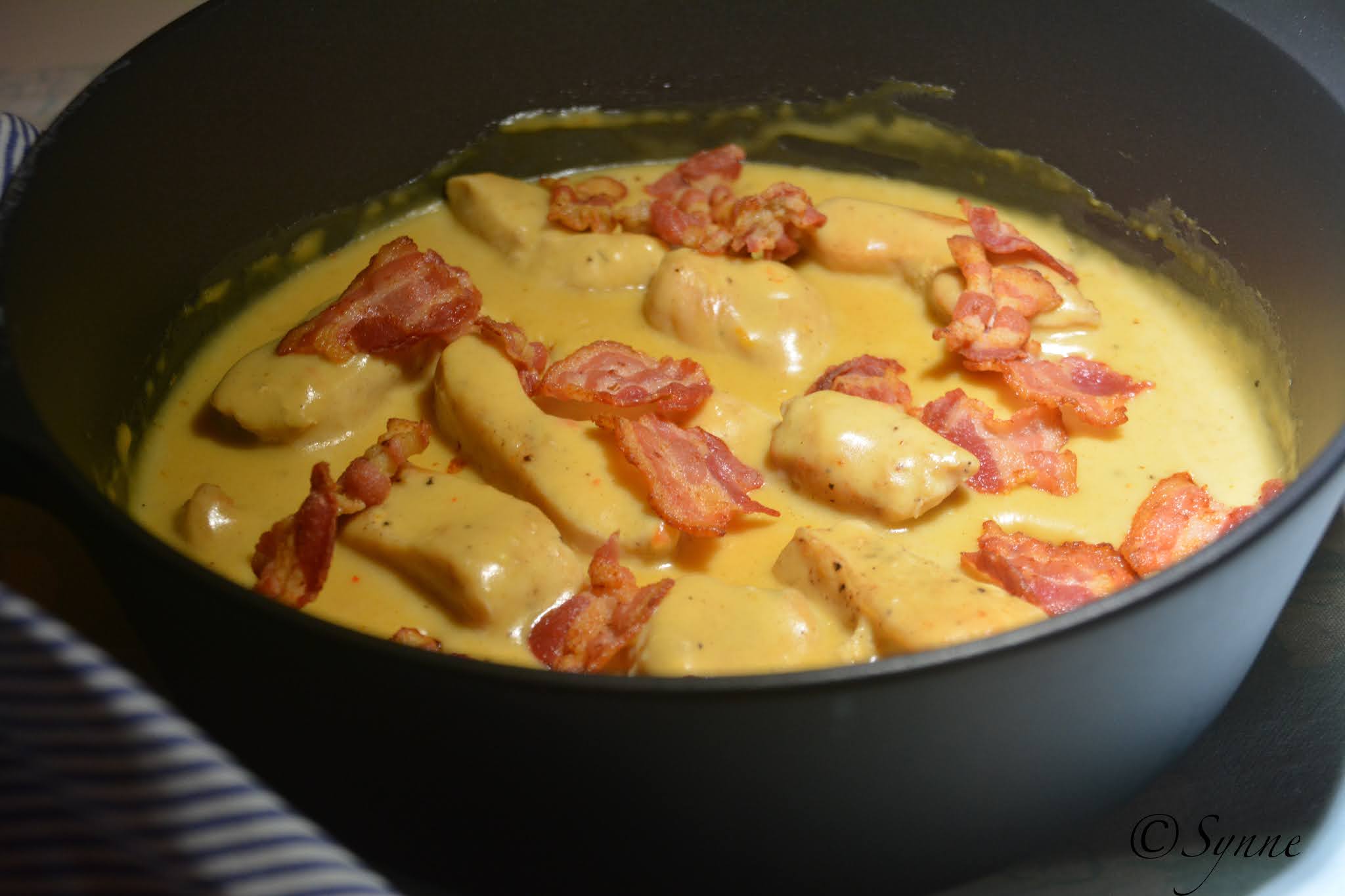 ganske enkelt: Kyllinggryte med bacon og sennepssaus