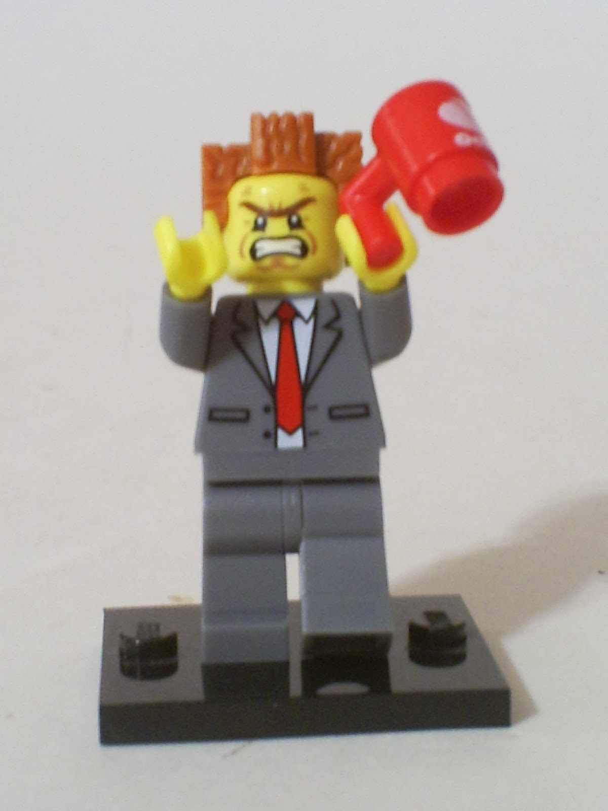 That Figures: REVIEW: The LEGO Movie Minifigures: President Business