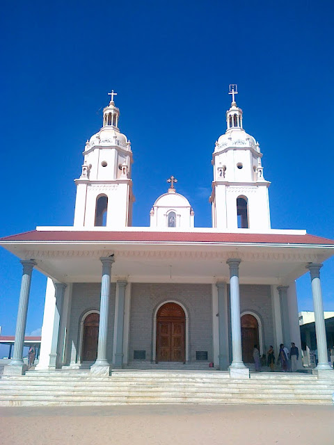 Tamilnadu Tourism: St. Antony's Church, Uvari, Thirunelveli