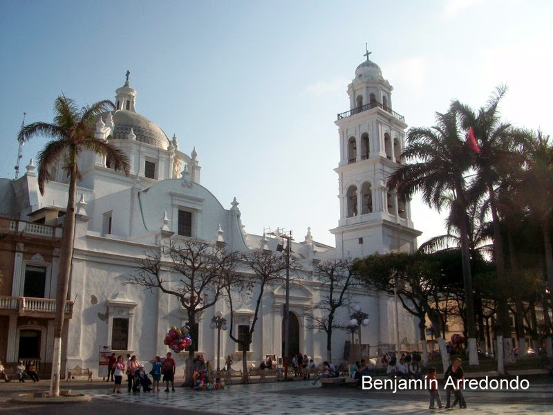 El Bable: La Catedral de Nuestra Señora de la Asunción en el puerto de ...