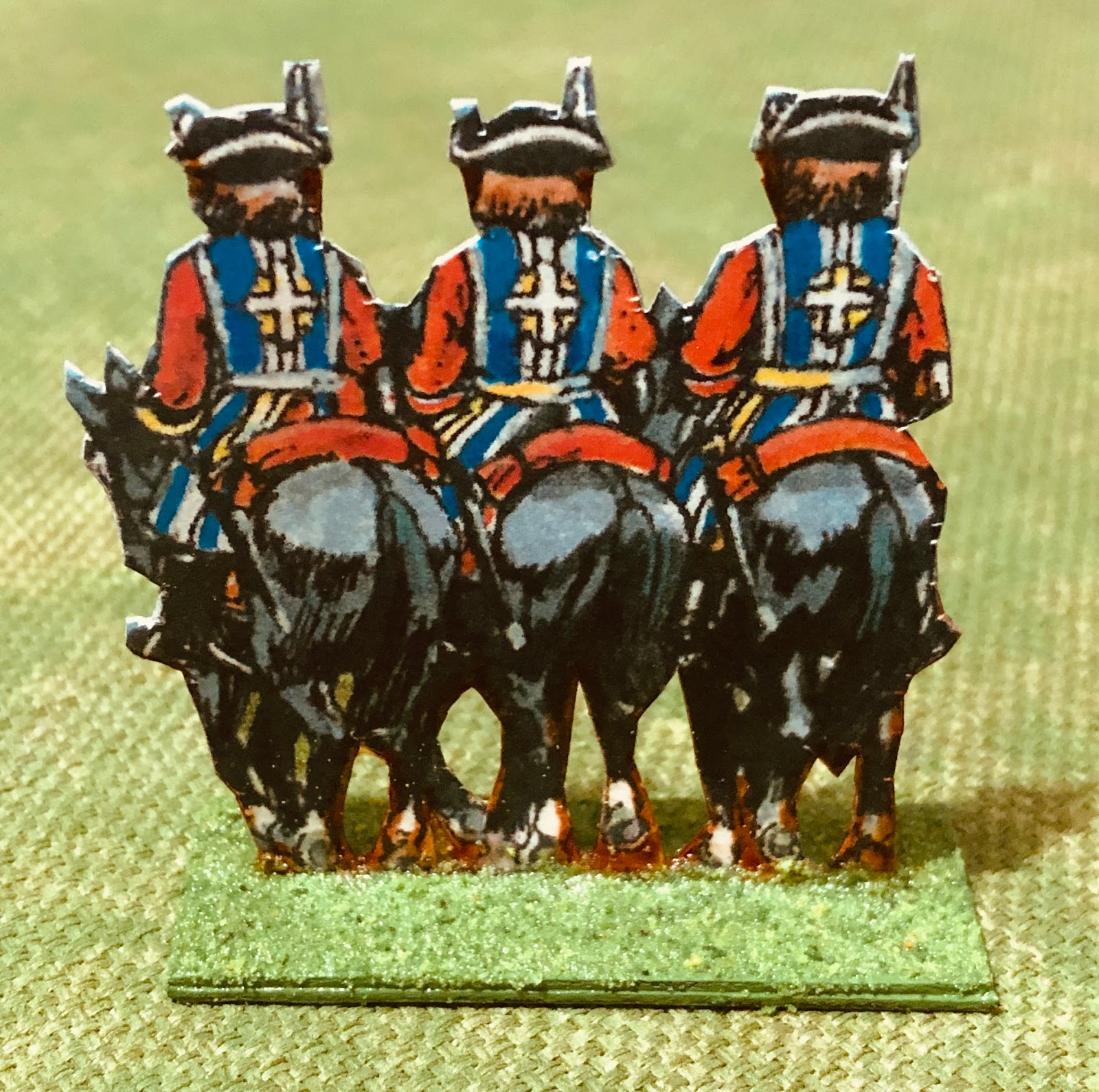 Grid based wargaming - but not always: WSS paper soldier dragoon unit ...