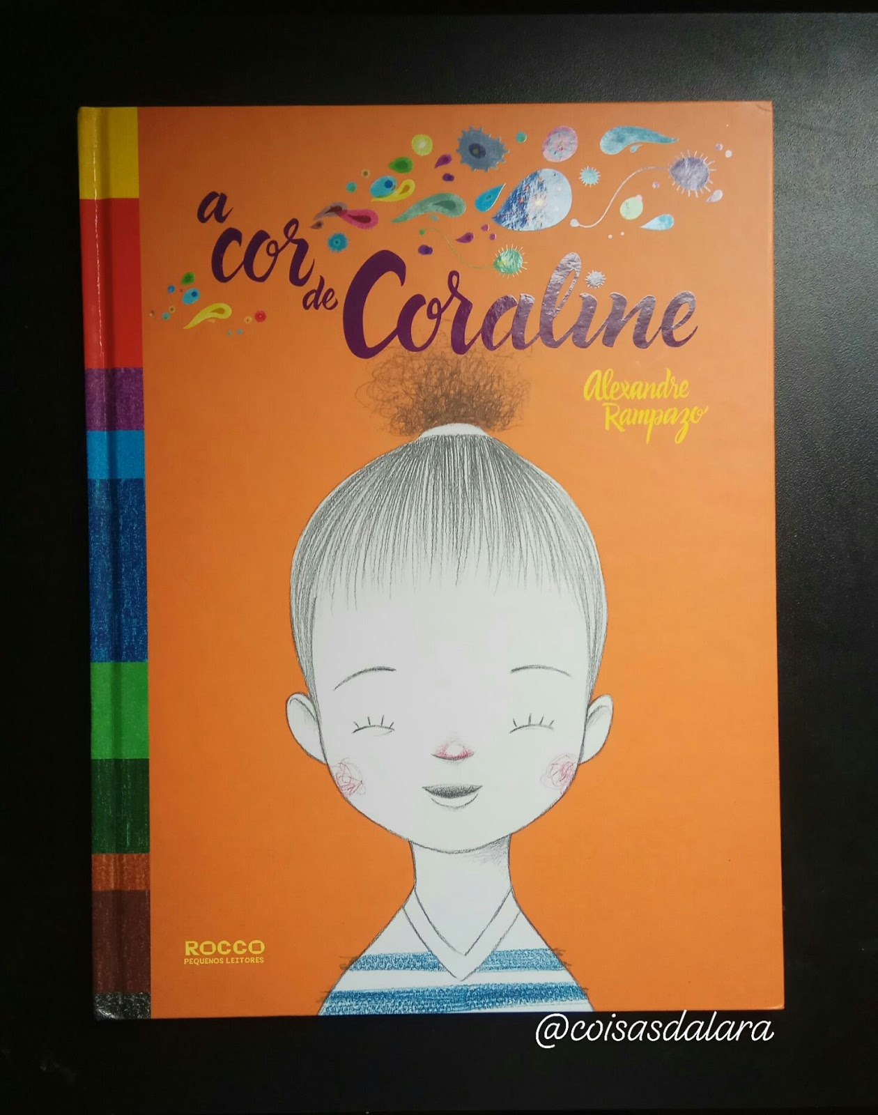 COISAS DA LARA: Resenha A cor de Coraline