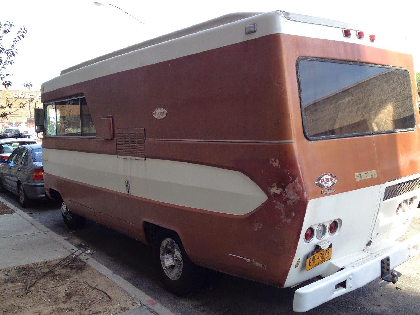 NYC Hoopties - Whips Rides Buckets Junkers and Clunkers: RV Roundup
