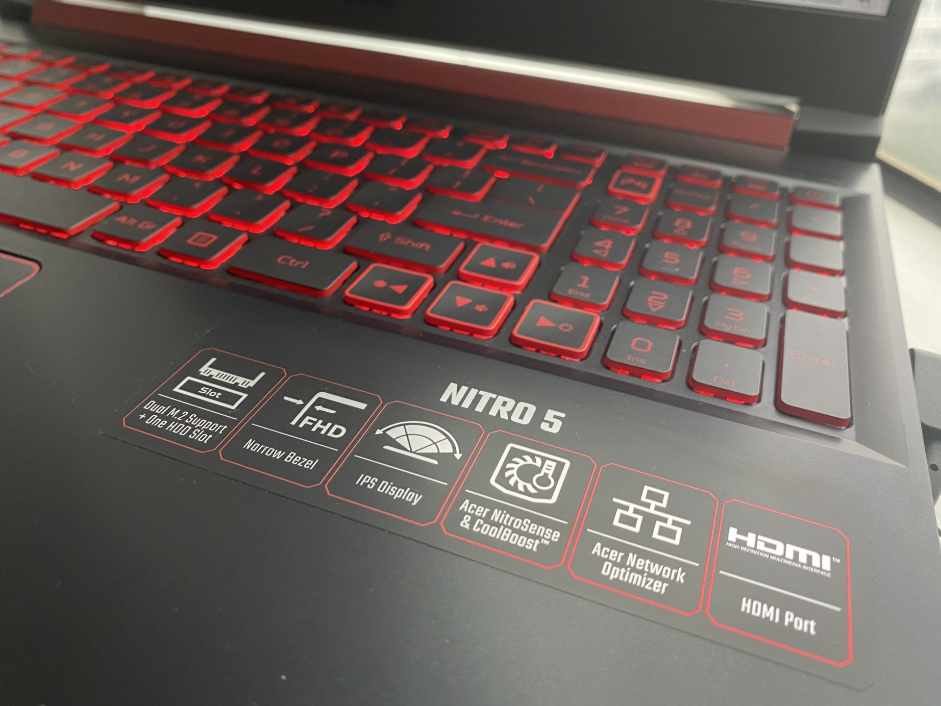 [REVIEW] Acer Predator Nitro 5, Laptop Gaming Harga Miring yang Multifungsi