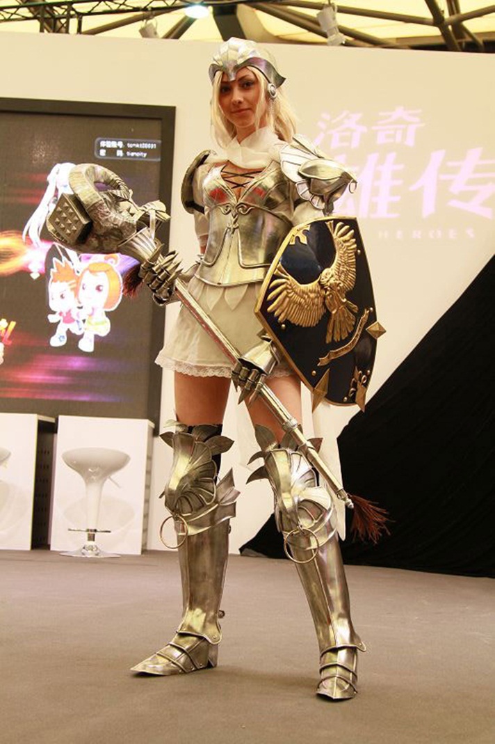 Vindictus Cosplay with Stunning Cosplay Costume - MyAnimeGirls 2014