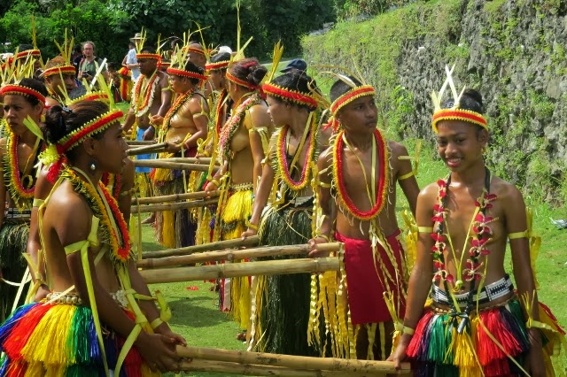 Around the World with Don and Ann: More Yap Photos