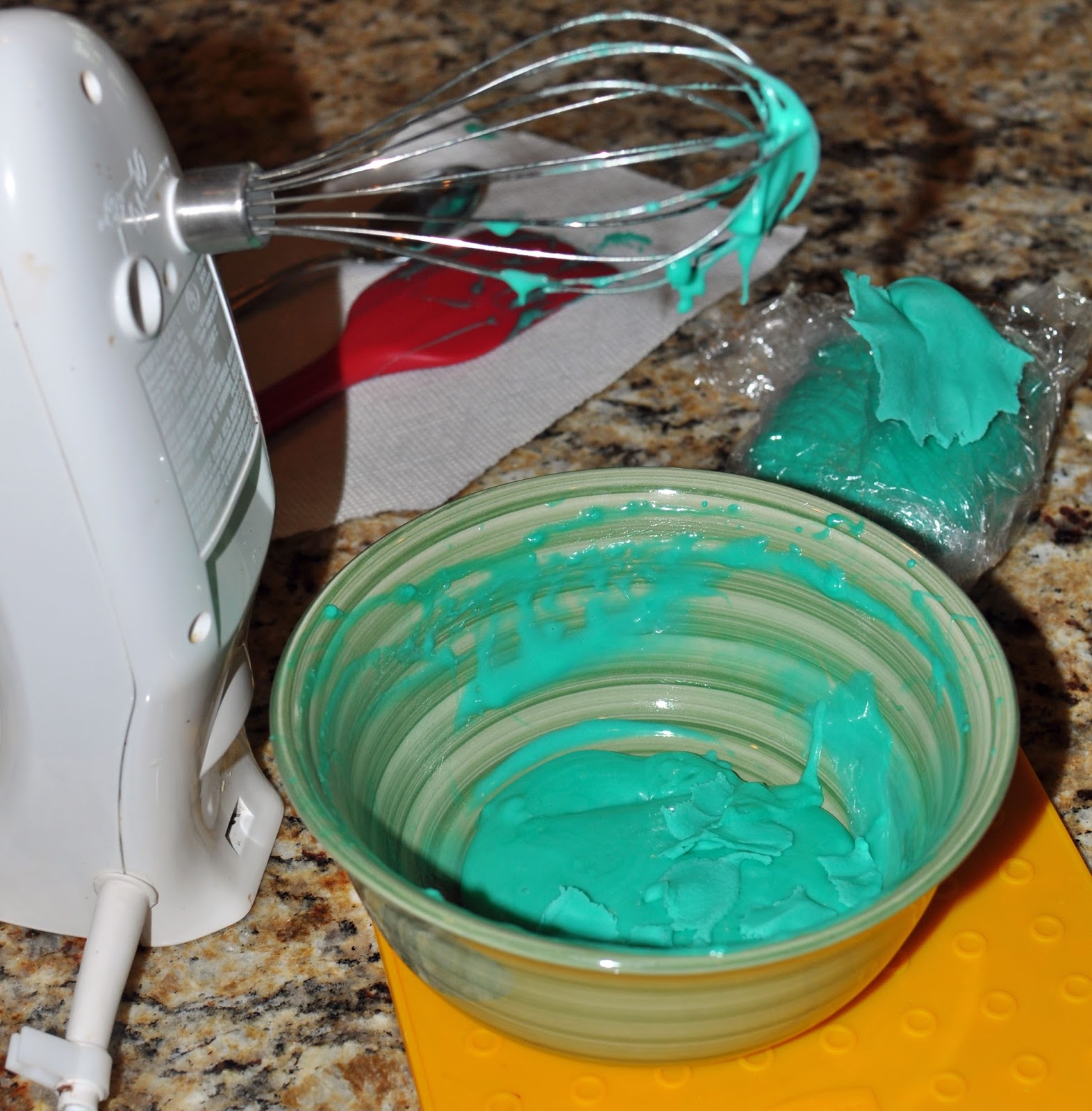 The Bake More: Gunging 2 - Sugar Spackle For Your Less Than Perfect ...