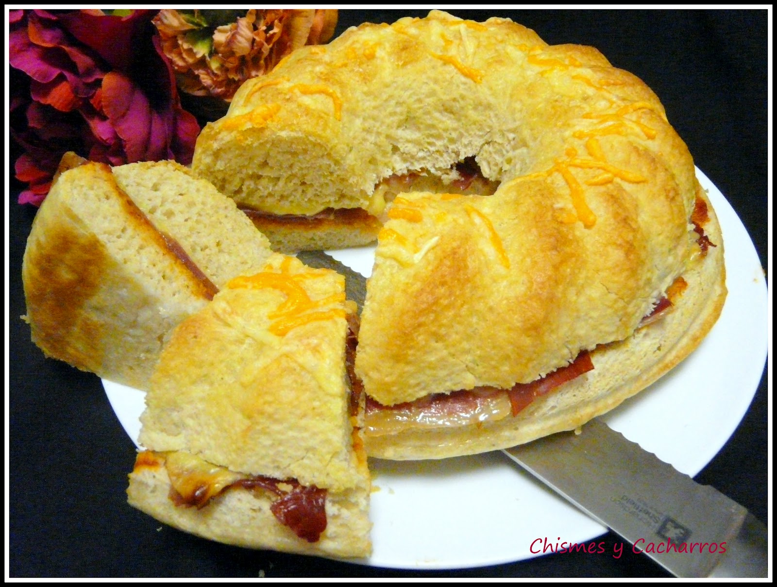 Rosca de Pan al Varoma relleno de Jamón Serrano y Queso - Chismes y ...
