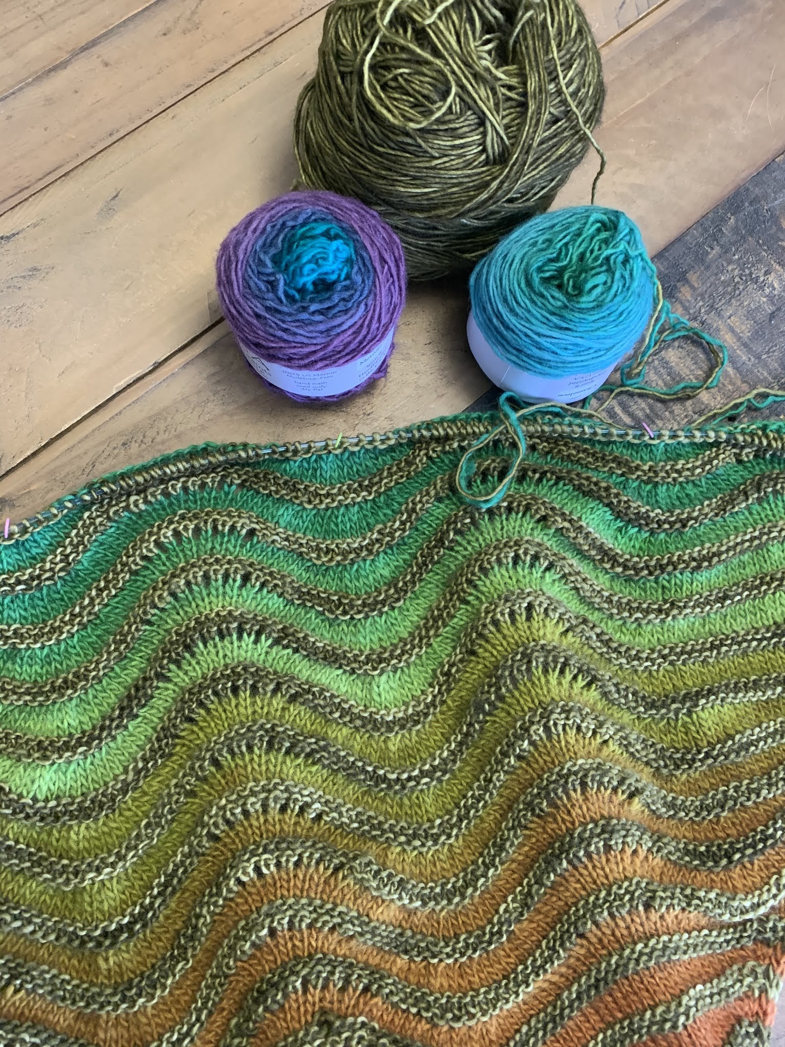 A Really Good Yarn: Waves