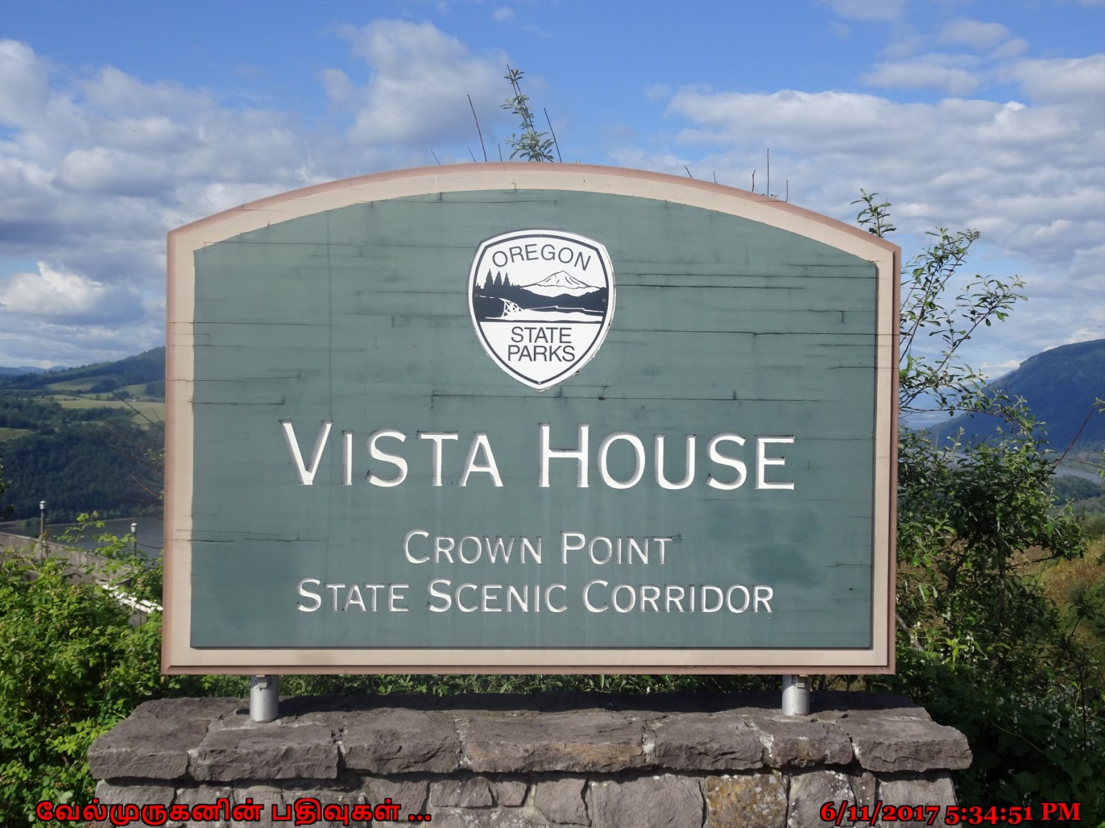 Crown Point Vista House Oregon - Exploring My Life