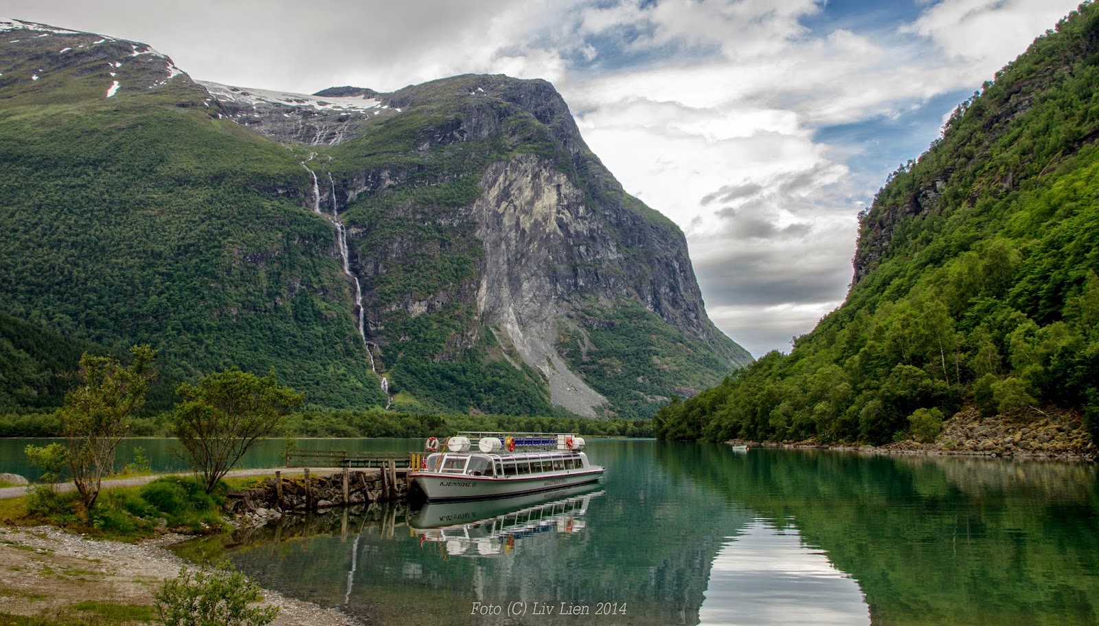 Rundt omkring: Lodalen, Stryn