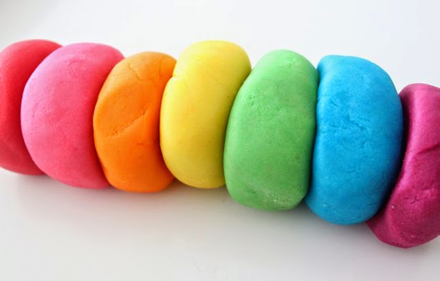 EL CAJÓN DEL MODELADO: Plastilina