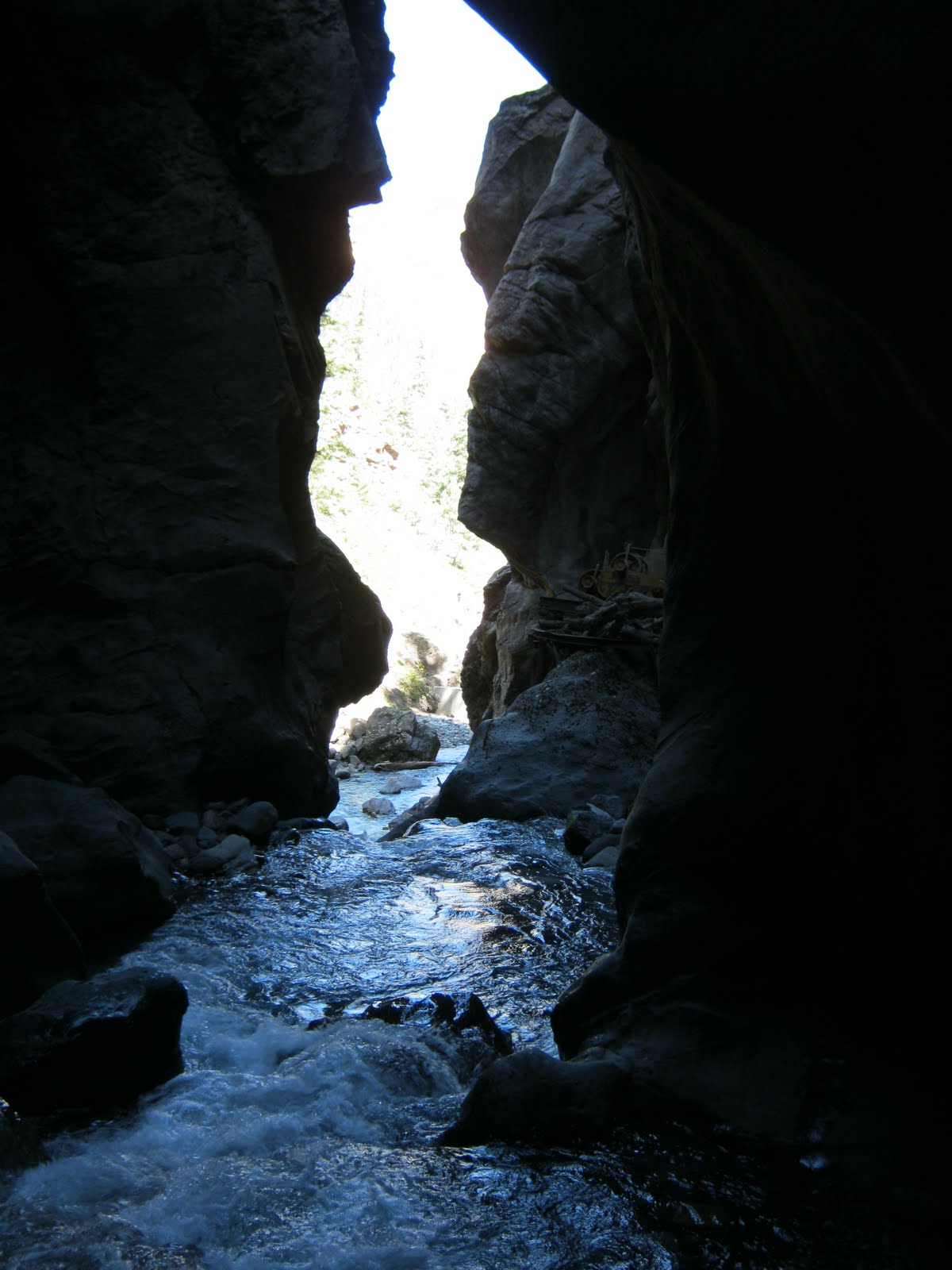 gjhikes.com: Box Canyon Falls
