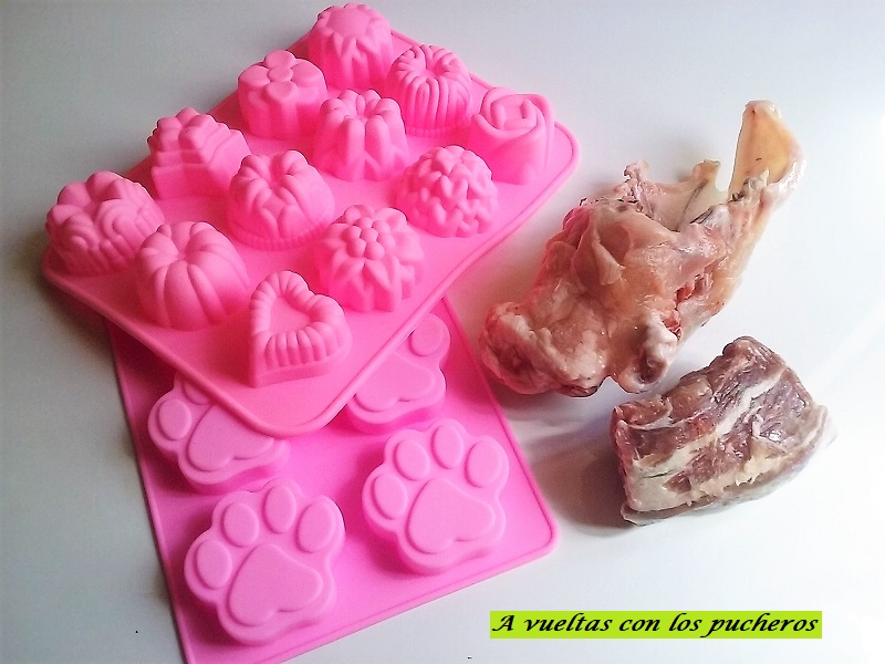 A vueltas con los pucheros: Menús perrunos: Helado de pollo y ternera