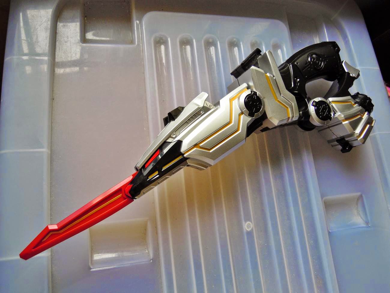 Kamen Rider Fever ... For Now: December Purchase (6) - DX Leon Laser ...