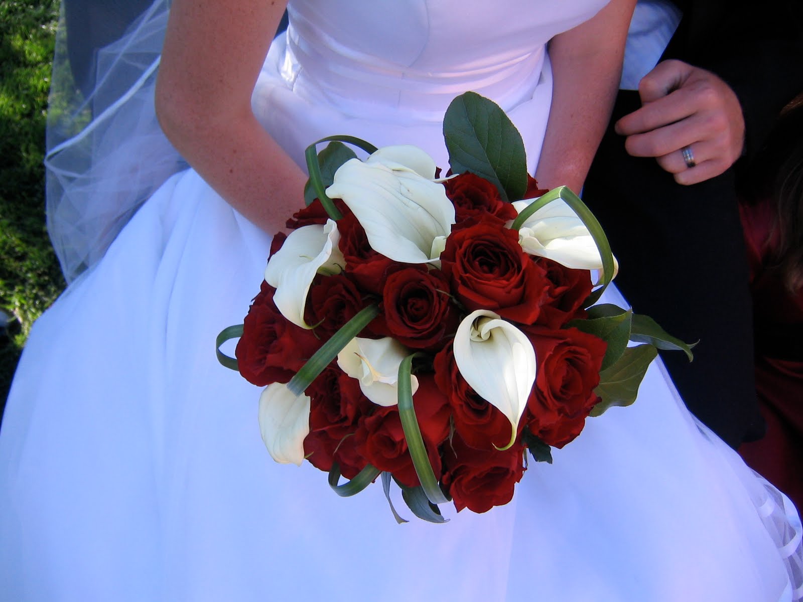 Buds Floral Design: Bridal Bouquets