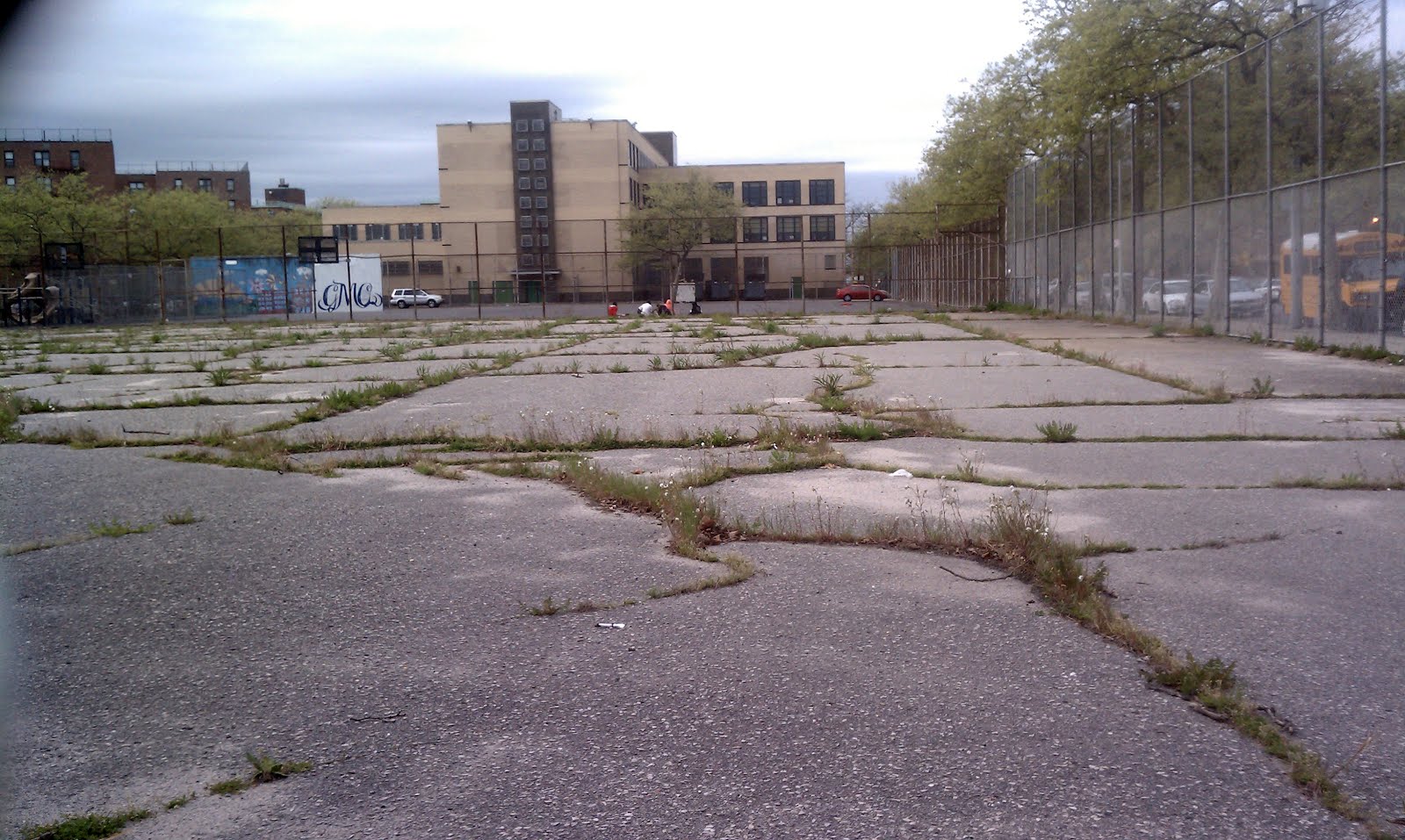 Queens Crap: What the hell happened to Cardozo Playground?