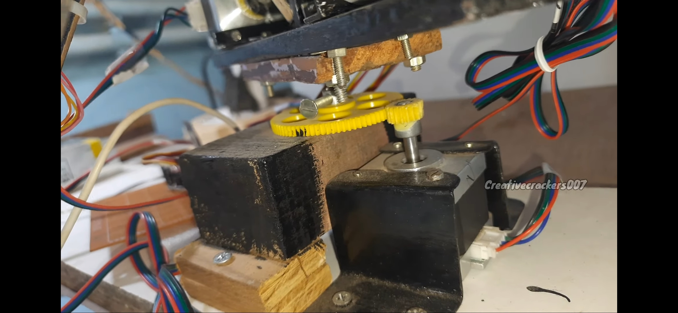 Robotic arm with coding and physics explanation