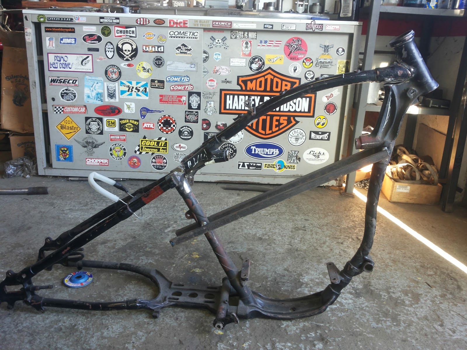 CHOPWORKS: Harley frame VL 1930 modified to Knucklehead Engine