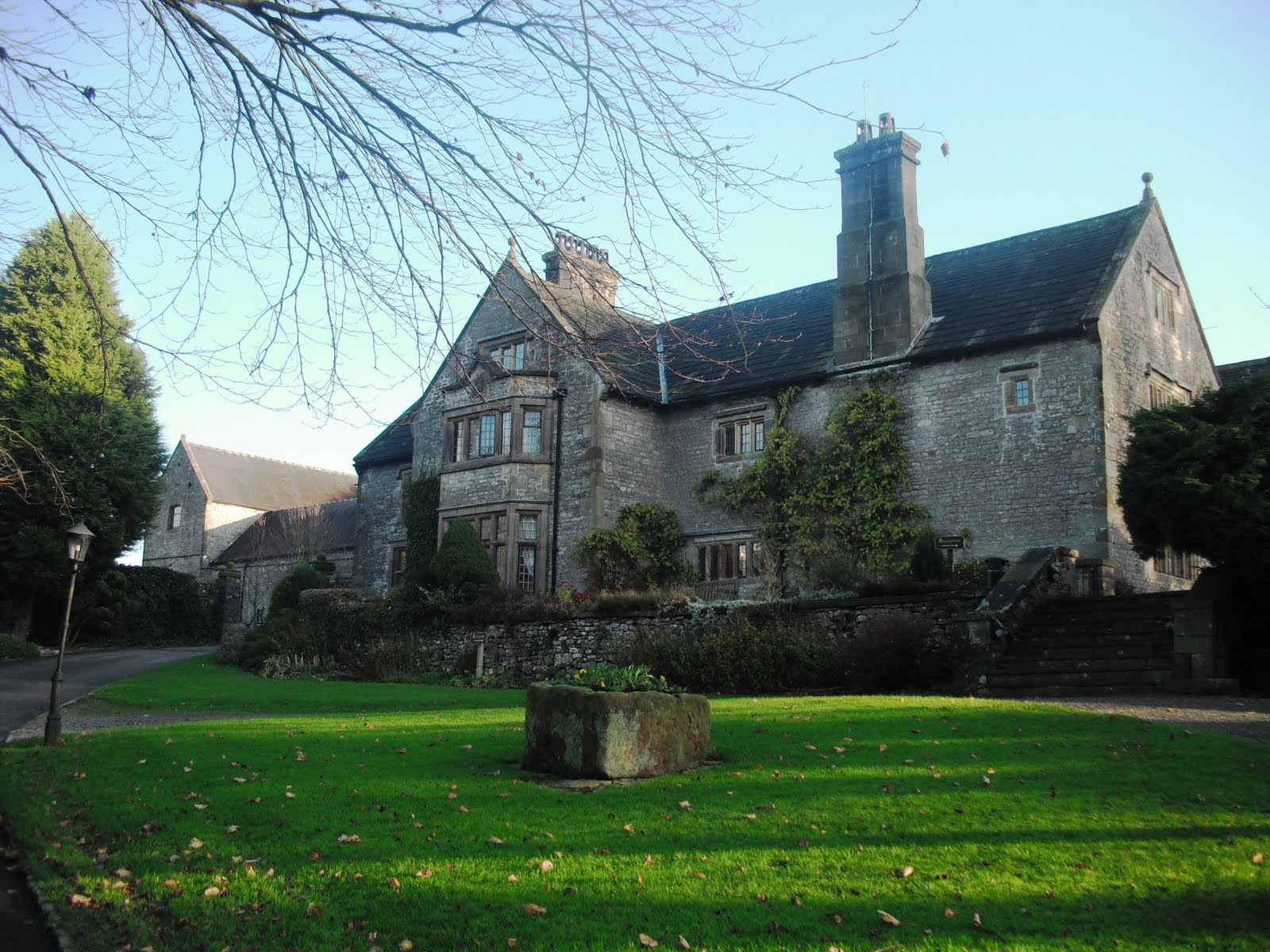 Love my life: Hartington Hall Youth Hostel. The place to stay