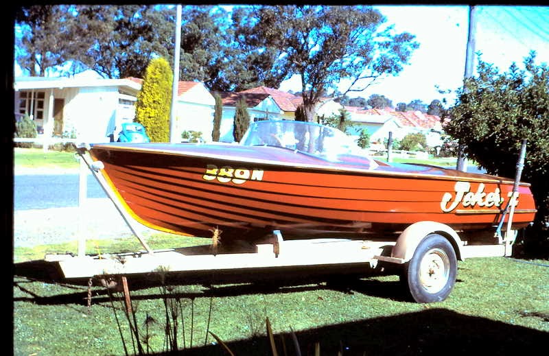 Boat Ihsan: Buy Lewis clinker ski boat