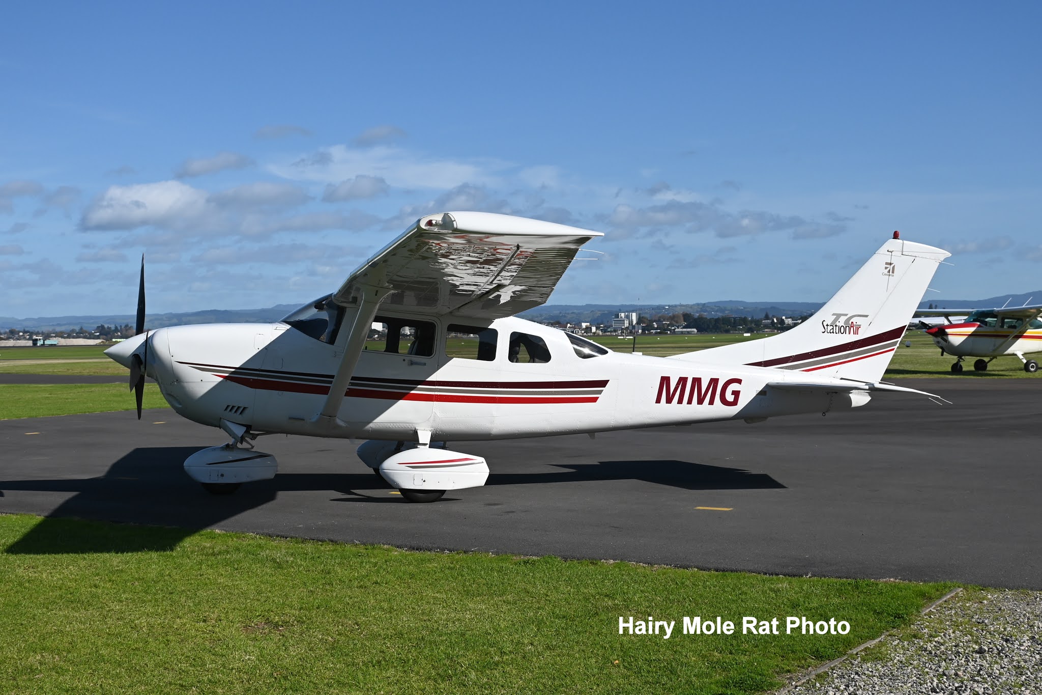 NZ Civil Aircraft: Cessna T206H ZK-MMG/2 at Tauranga Today 25-5-2021
