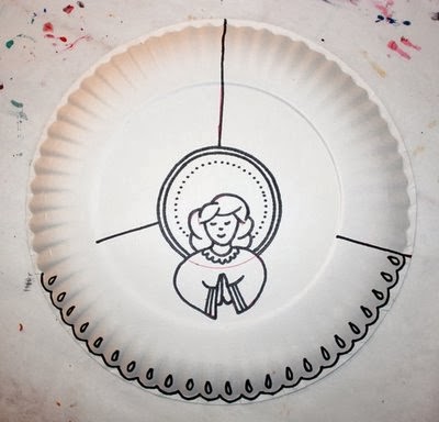 Îngerași din farfurii de hârtie