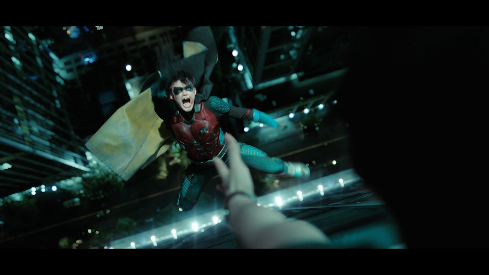 MCBASTARD'S MAUSOLEUM: TITANS: THE COMPLETE SECOND SEASON (Blu-ray Review)