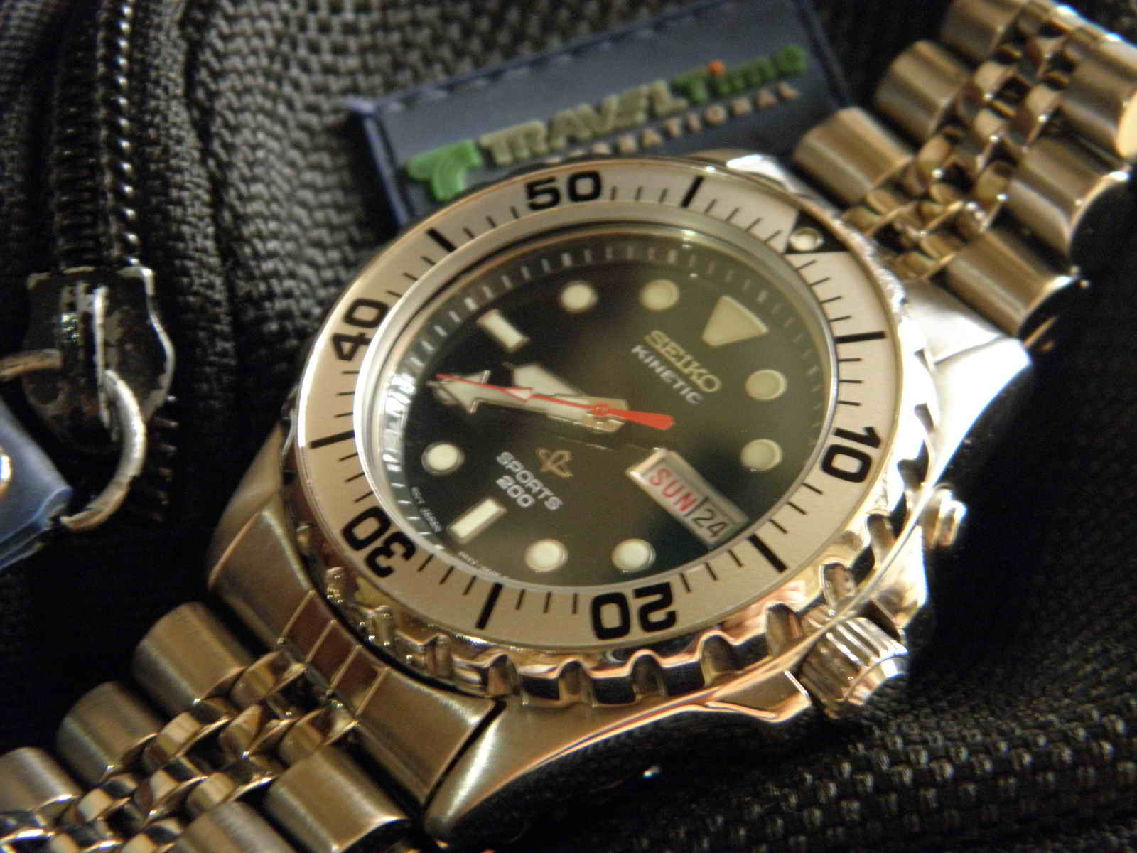 kiosku: seiko kinetic sports 200 m